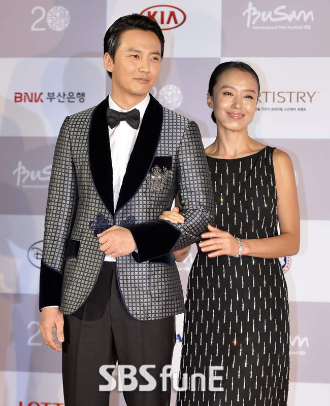 [20th BIFF] 이정재-전도연, 제24회 부일영화상 남녀 최우수 연기상