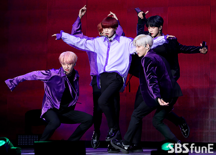 [E포토]AB6IX, '청량 섹시 보이그룹'