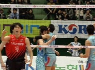 프로배구 대한항공, '플레이오프 진출' 굳혔다