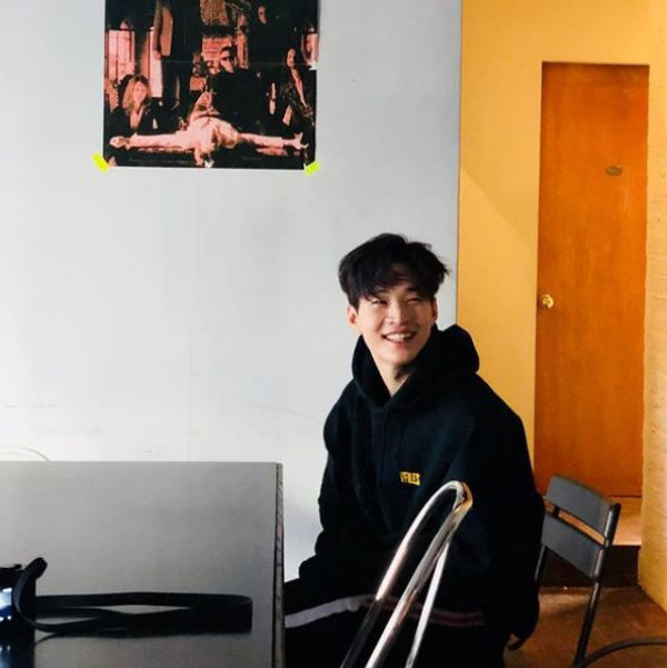 Henry to Establish His Own Agency after Leaving SM Entertainment