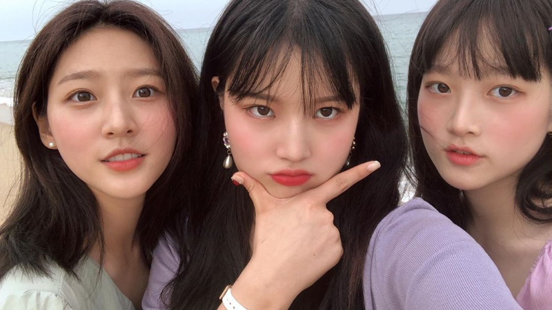 [SBS Star] Kim Sae Ron Enjoys Summer Vacation with Her Gorgeous Sisters