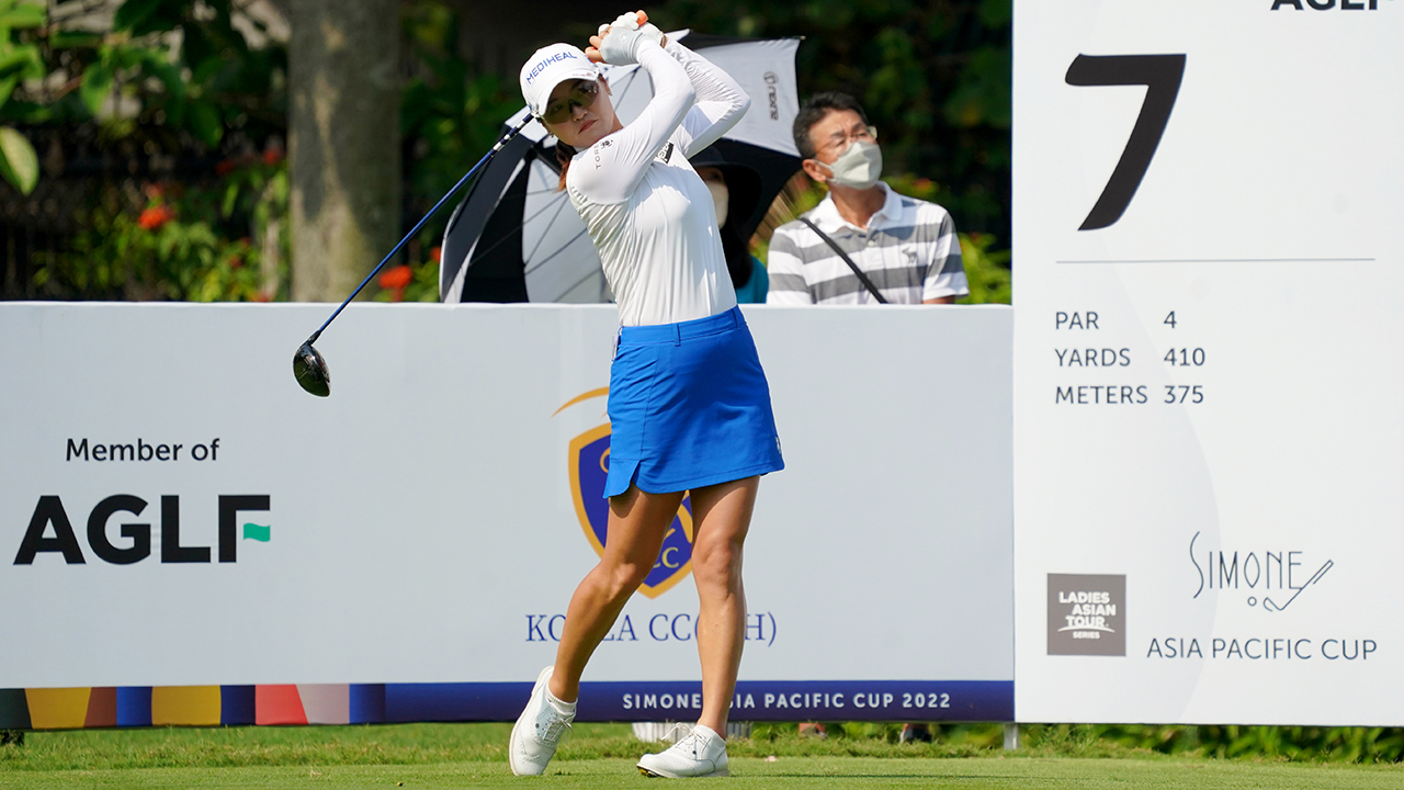 유소연, 어센던트 LPGA 3R 공동 6위…공동 선두와 3타 차