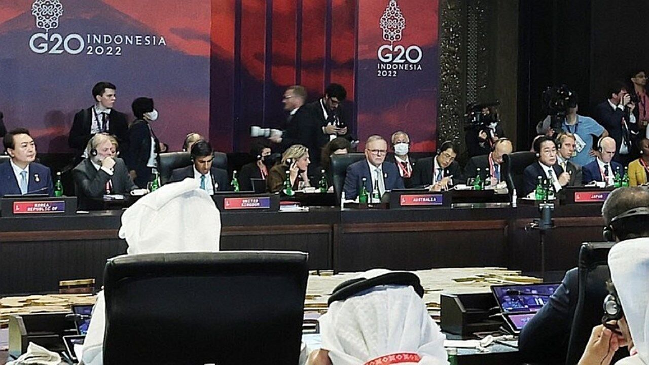 윤, '식량에너지 · 보건 위기' G20 역할 강조…"연대로 극복"