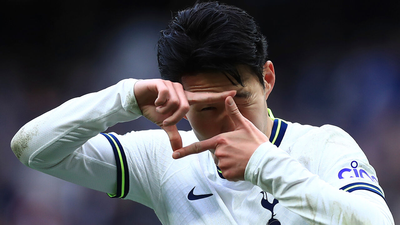 손흥민, 아시아 최초 · 역대 34번째 'EPL 100골'…팀은 2대 1 승리