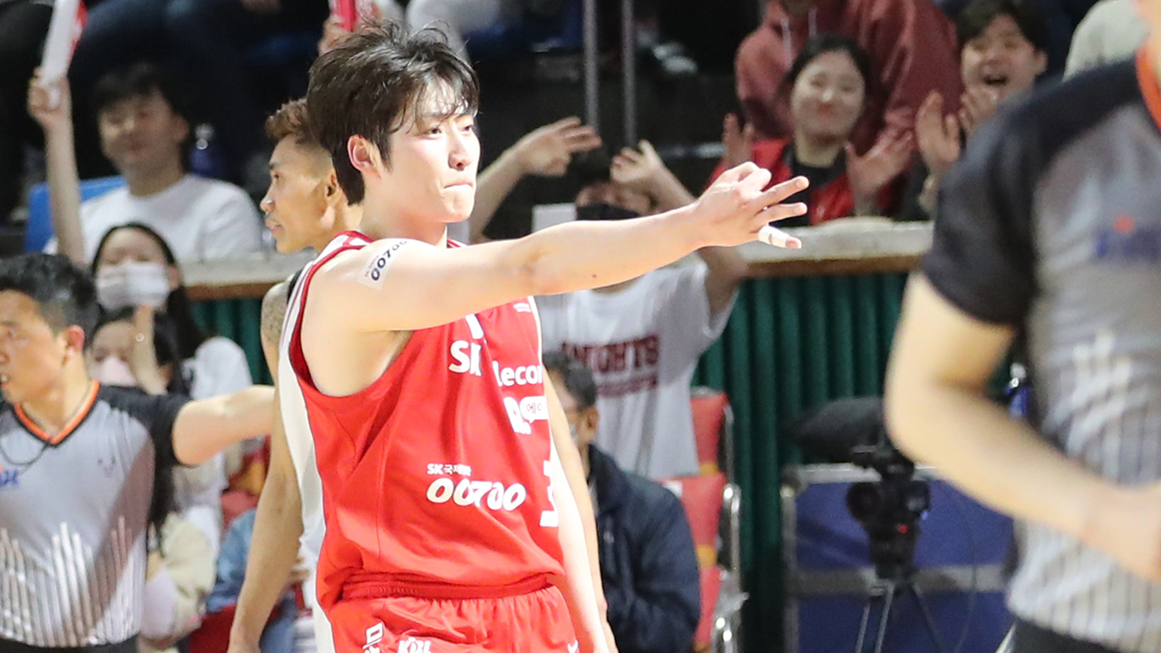 프로농구 SK, FA 최원혁과 3년 재계약…첫해 보수 2억 원