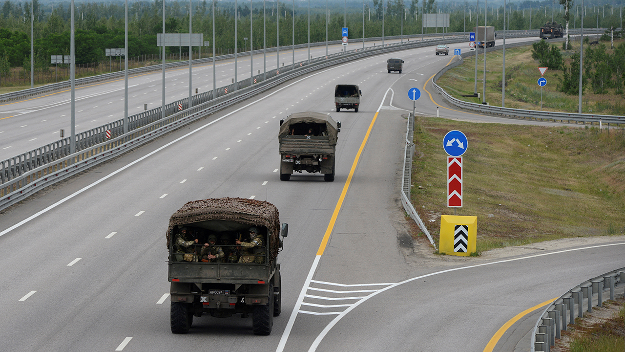 바그너 그룹, 모스크바 남쪽 350km 리페츠크주 진입 - SBS 뉴스 인쇄하기