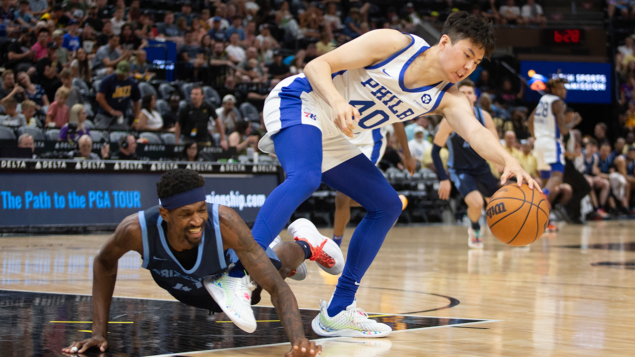 이현중, NBA 서머리그 첫 경기서 리바운드 2개 · 스틸 1개