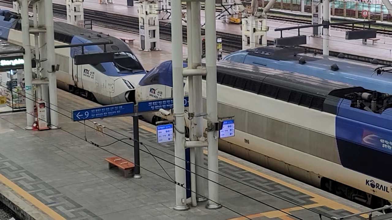 집중호우에 인명피해 속출…일반열차 중지, KTX도 차질