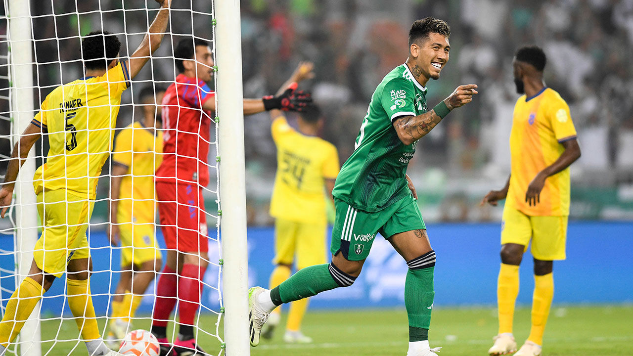 EPL서 사우디로 간 피르미누, 개막전부터 해트트릭