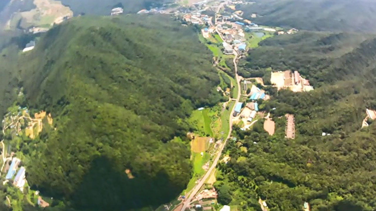 고교생들이 쏘아 올린 '우주 풍선'…33km 상공 지구 촬영