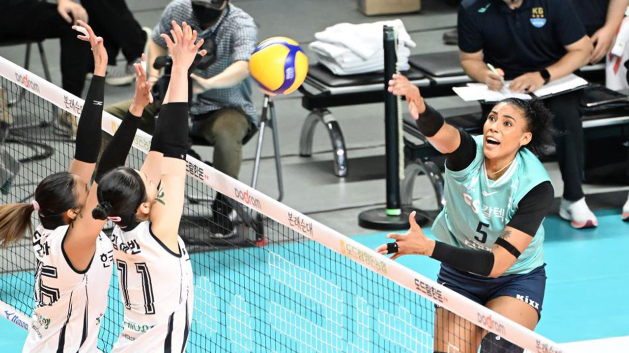 V리그 도로공사, 실바 복귀한 GS칼텍스에 풀세트 접전 끝 승리