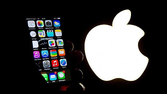 Smartphone Proliferation a Key Factor in Plummeting Birth Rates, U.S ...
