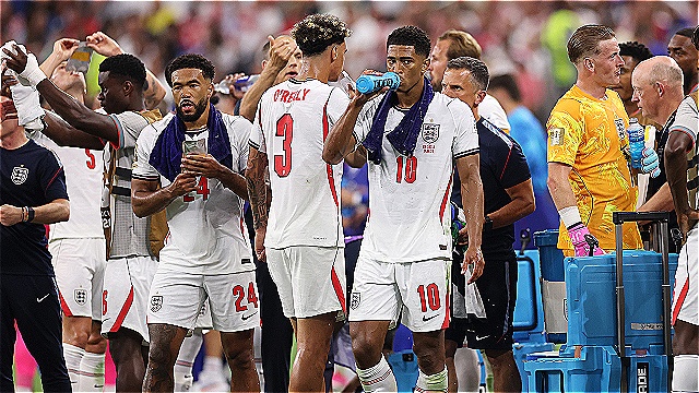 Endless Controversy Over Hydration Breaks: "3 Minutes Is Too Short ...