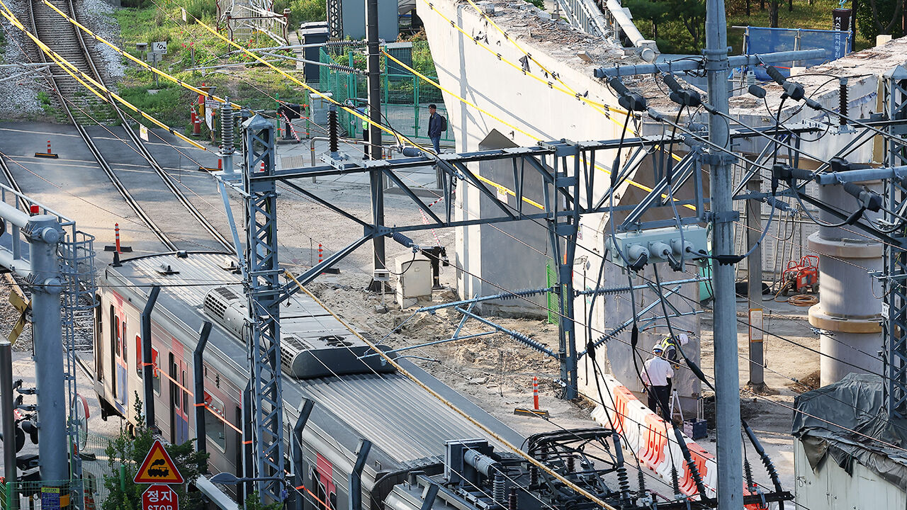Government to Inspect 115 Aging Bridges Following Seosomun Overpass ...