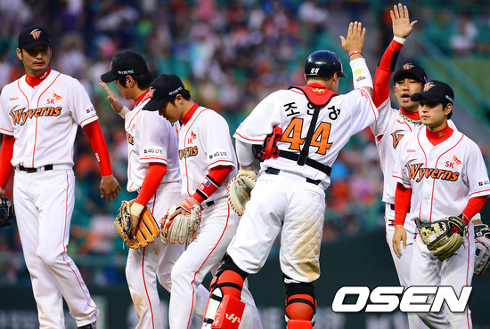 SBS 스포츠 골프 뉴스 : 전체뉴스 : [OSEN 주간 파워랭킹]'이기는 DNA 있다'…SK, 계속되는 위닝시리즈 : SBS