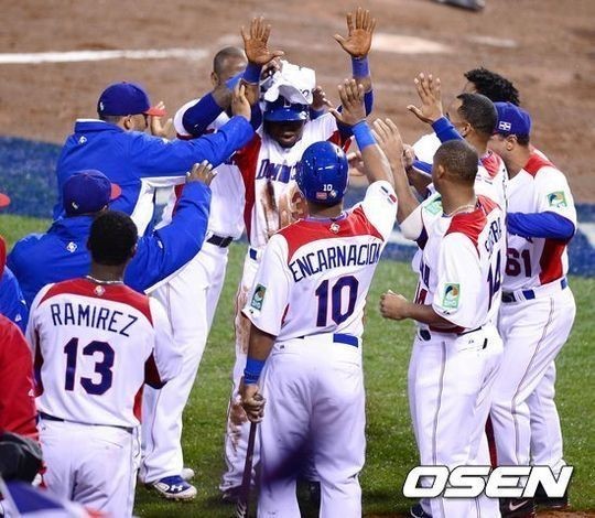 SBS 스포츠 골프 뉴스 : 전체뉴스 : '8전8승'도미니카共, WBC 정상 등극 : SBS