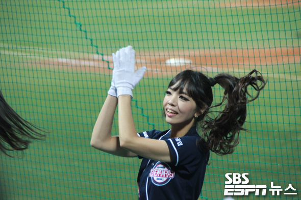 [포토] '추위를 응원으로 녹여요∼' 삼성 두산 프로야구 한국시리즈 2차전