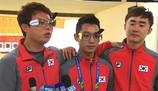 SBS 스포츠 골프 뉴스 : 전체뉴스 : [AG 하이라이트] 사격 남자 25m 속사권총 단체전 금메달 : SBS