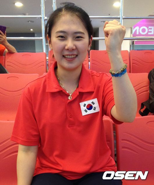 SBS Golf 뉴스 : 전체 뉴스 : [AG 볼링] '한국 첫 3관왕' 이나영, "다시 시작하라는 의미" : SBS Golf