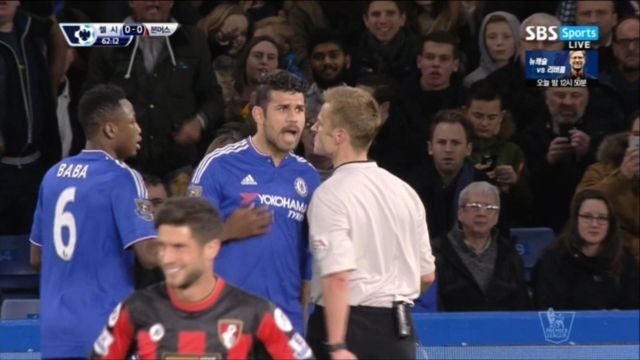 SBS 스포츠 골프 뉴스 : 전체뉴스 : [EPL 영상] '나 착하게 살기로 했단 말이야!!' 질풍노도 코스타의 거친 파울 : SBS