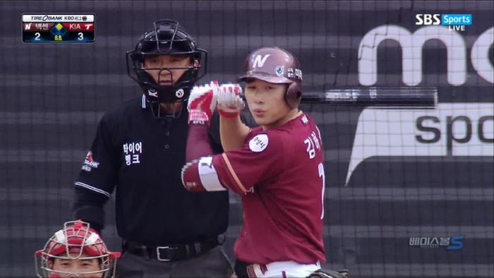 SBS 스포츠 골프 뉴스 : 전체뉴스 : [KBO] '김하성 역전포' 넥센, KIA에 4-3 역전승 : SBS