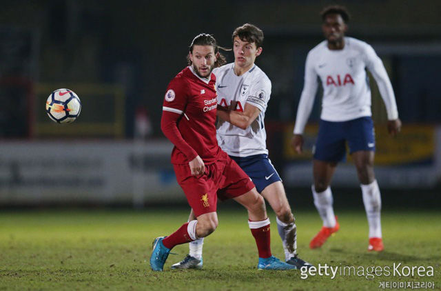 SBS 스포츠 골프 뉴스 : 전체뉴스 : [EPL] '리버풀' 랄라나, U-23 경기서 상대팀 목 졸라 퇴장 : SBS