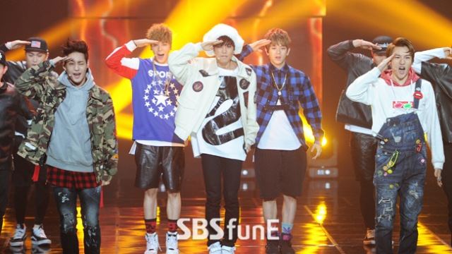 [E포토]JJCC, '다같이 신나게 질러!'