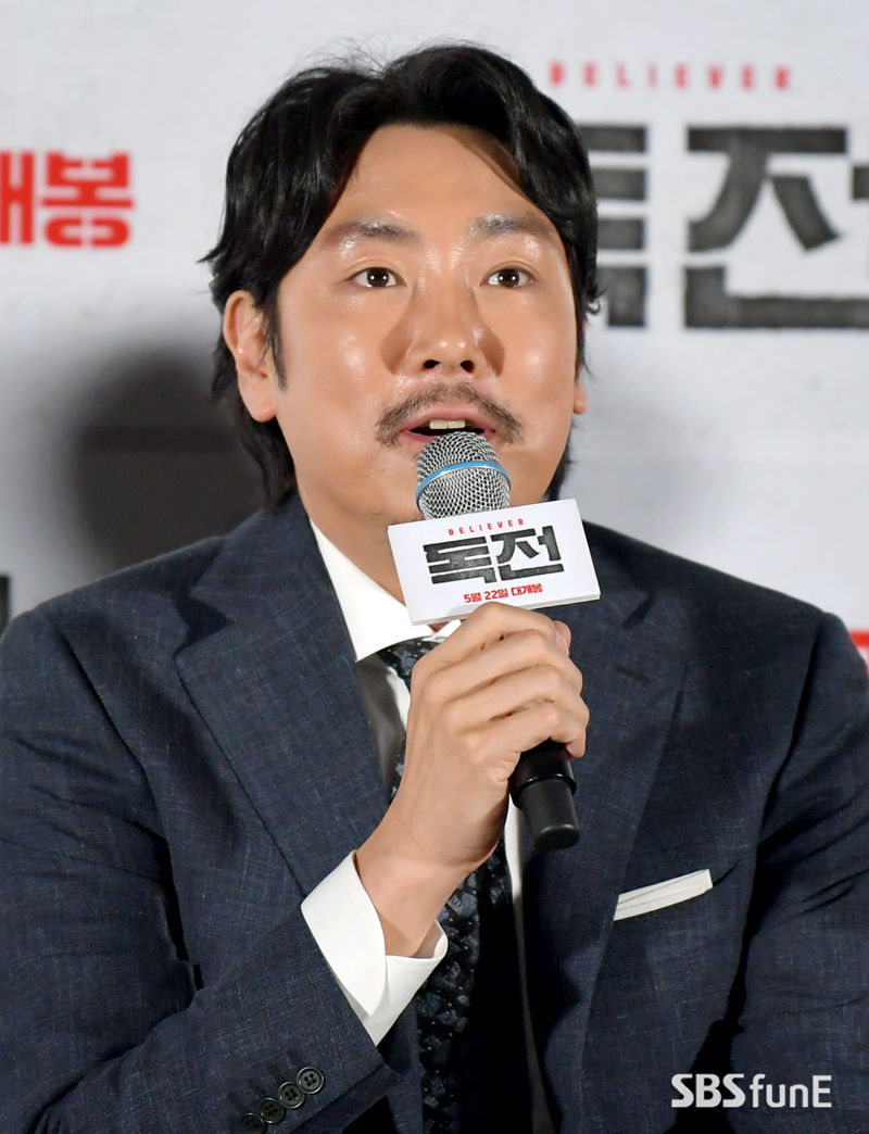 [E포토]조진웅, 영화 재미있게 보셨나요?