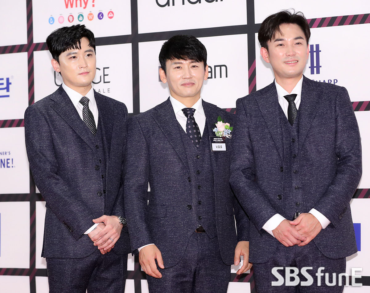 [E포토] V.O.S, '멋진 남자들' | SBS연예뉴스