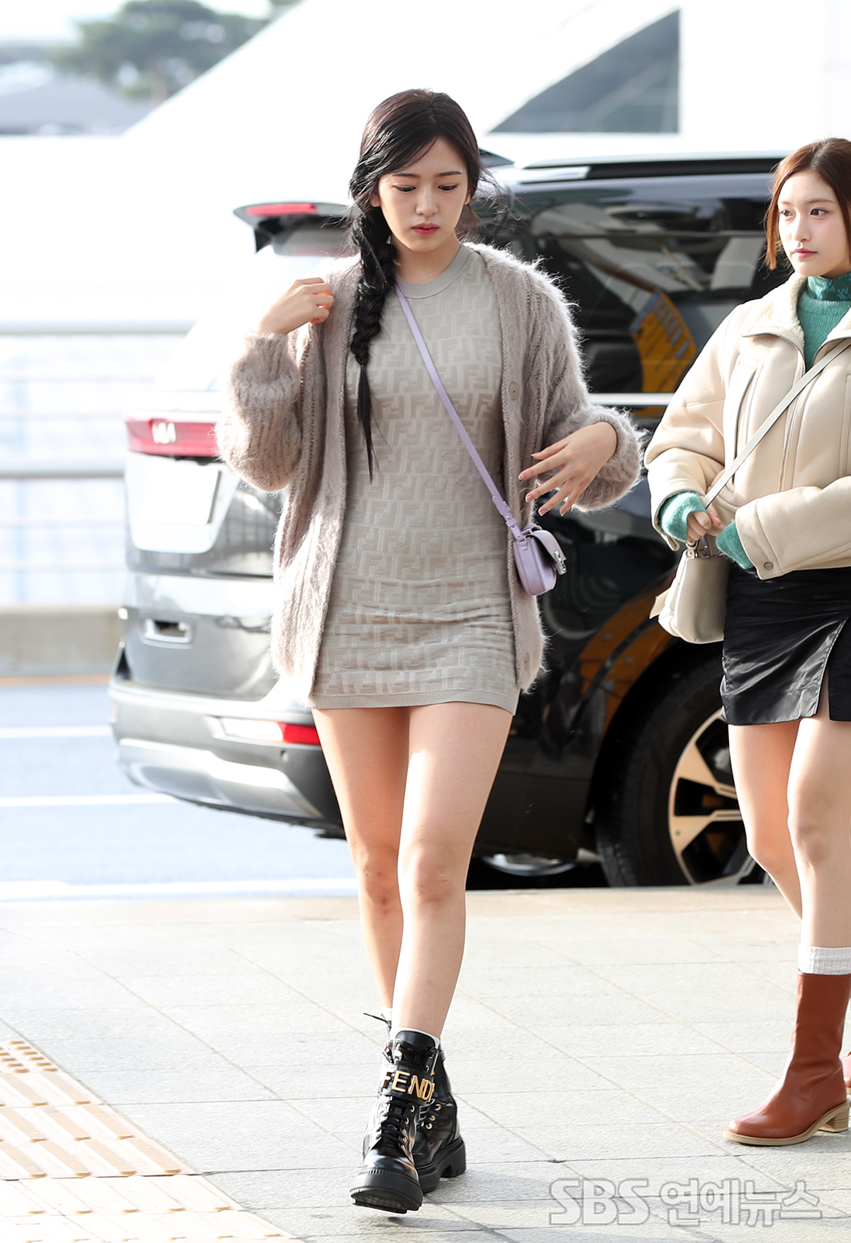 [E포토] 아이브 안유진, '초미니 원피스로 사랑스럽게'