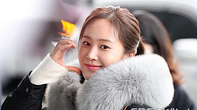 [Throwback] YURI of Girls' Generation Melts the Winter Chill With ...