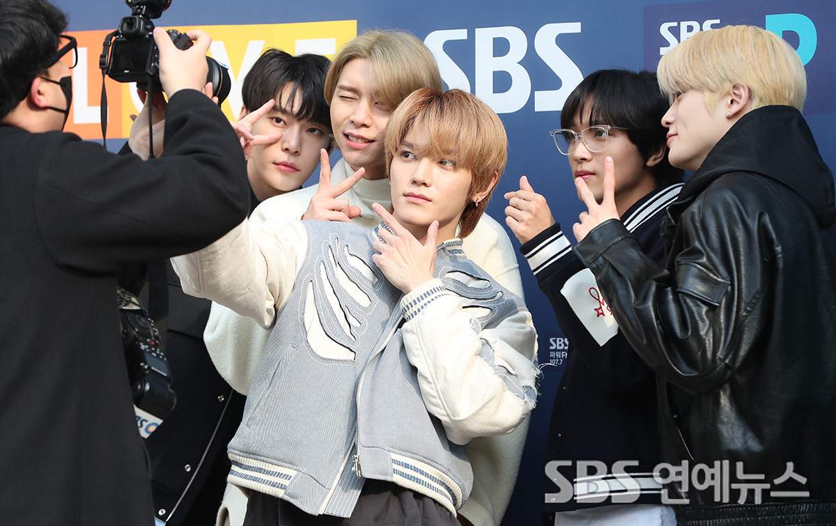 [E포토] NCT127, '잘생김 가득한 셀카'