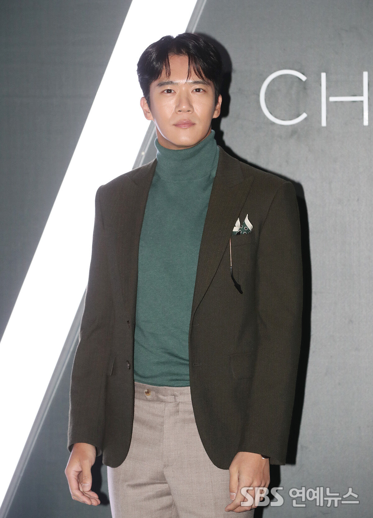 [e포토] 하석진 악마도 울고 간 뇌섹남