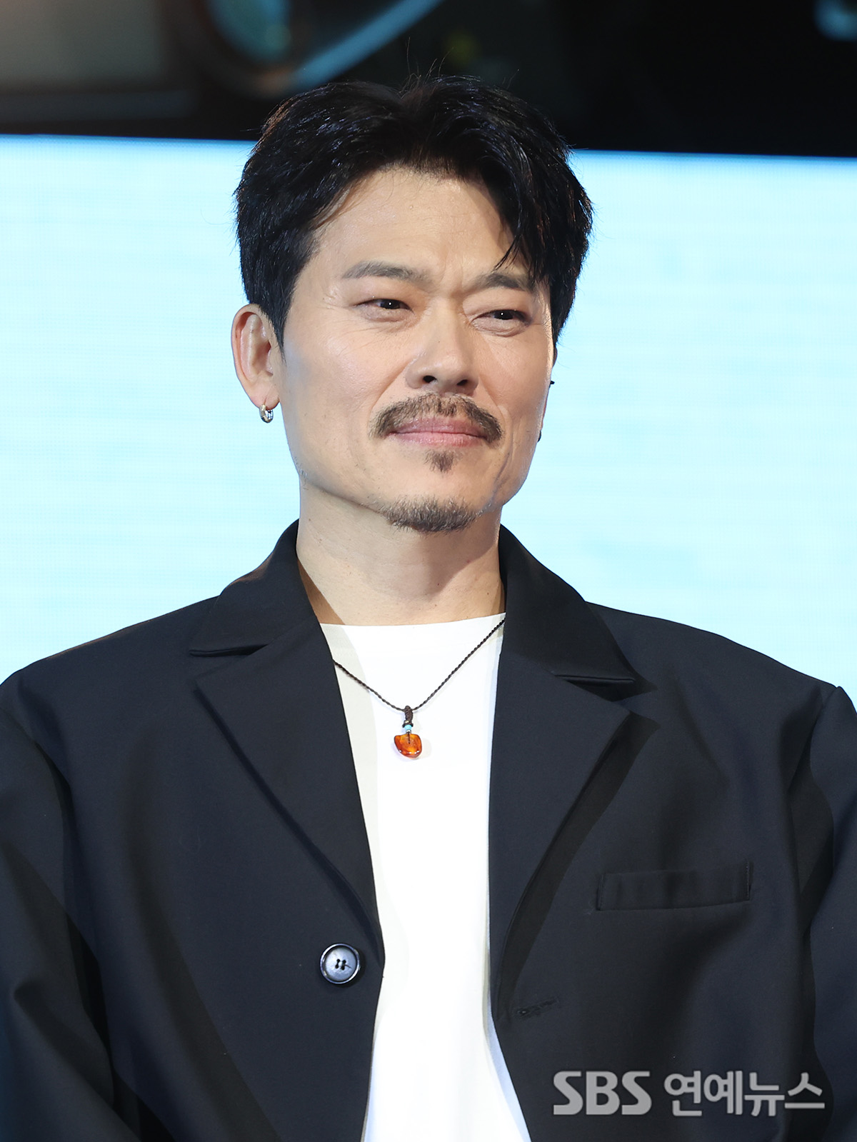 [E-Photo] YB Band Returns with New Album for Their 30th Anniversary