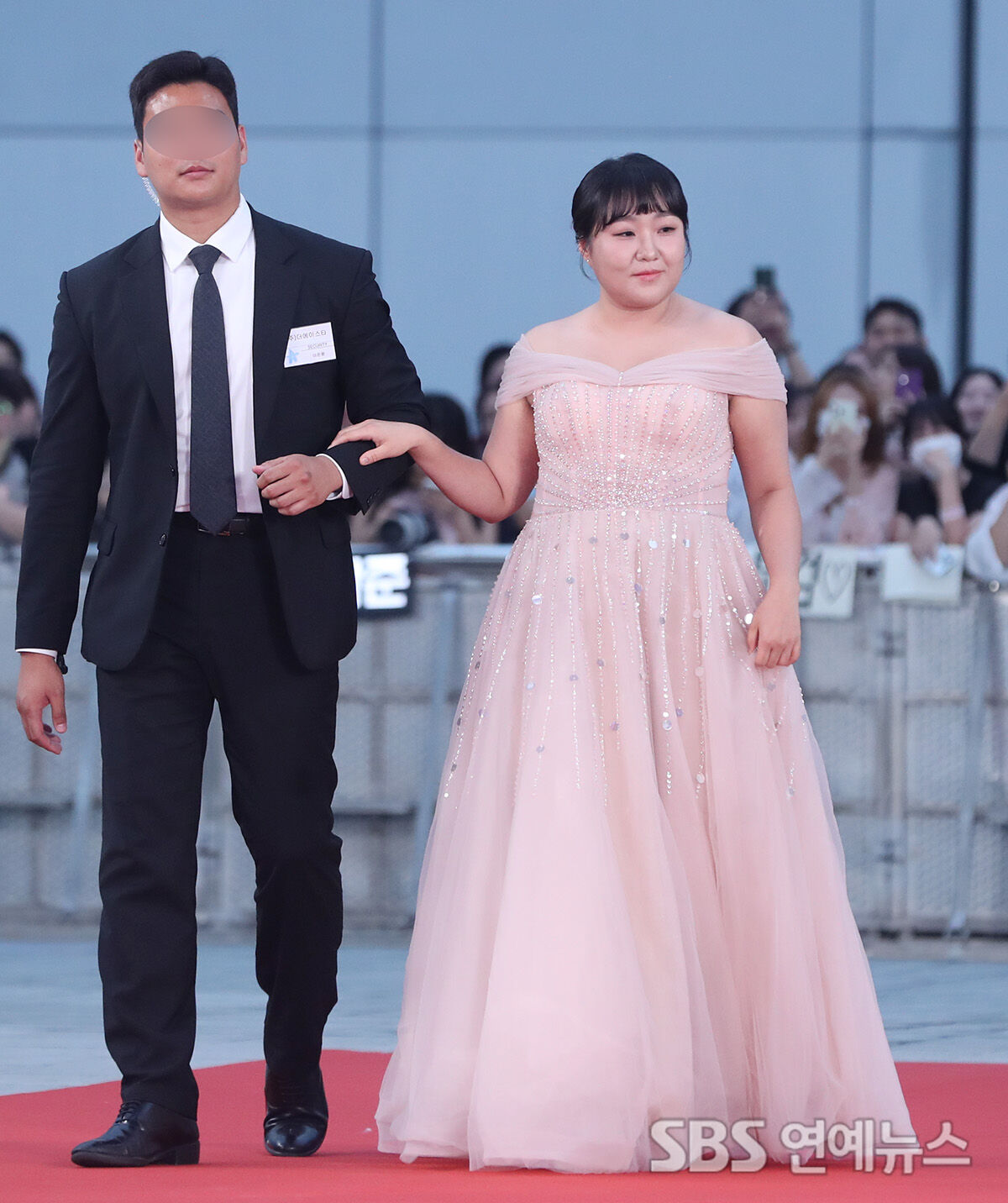 [E-Photo] Suji Lee, 'Today's Concept: Innocently Distant Girl'