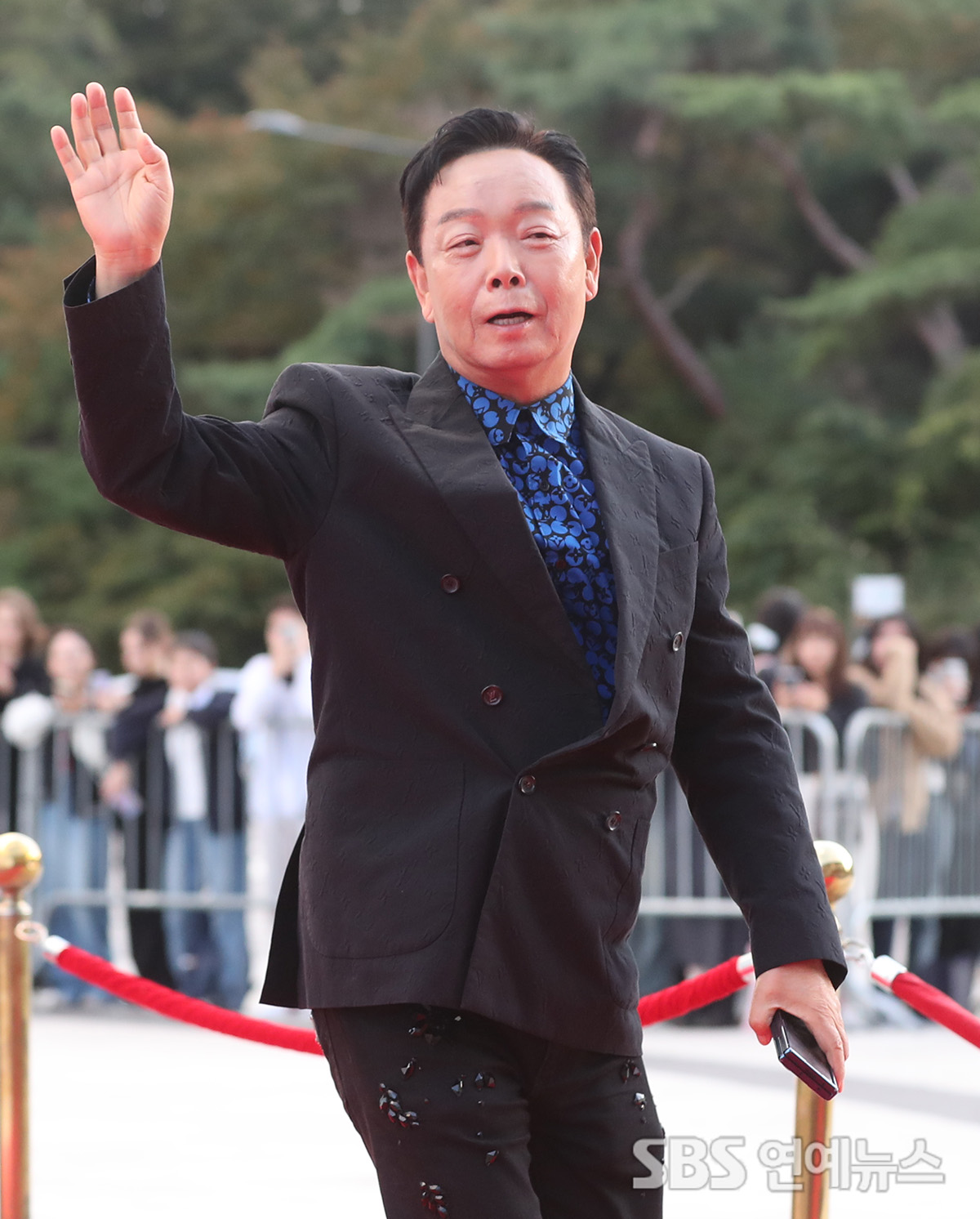 Kim Hakrae Hits the Red Carpet at the 16th Korea Popular Culture and ...