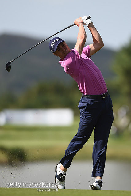 SBS Golf 뉴스 : 전체 뉴스 : [더CJ컵] 저스틴 토마스, CJ컵서 연장 끝 시즌 첫 우승…PGA 7승 : SBS Golf