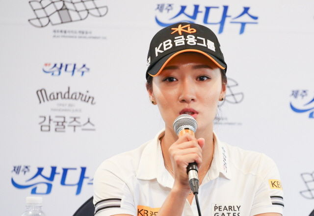 SBS Golf 뉴스 : 전체 뉴스 : [KLPGA] ‘시즌 2승’ 오지현, “타이틀은 쫓는 것이 아니라 따라오는 것이다” : SBS Golf