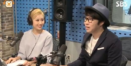 BJ 대도서관, 아내 윰댕 "나에게 과분해" - SBS Biz