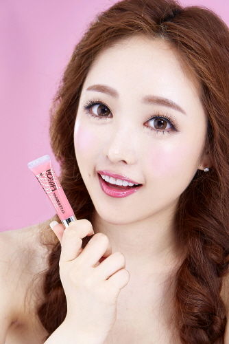 '나어릴때' 3D 글로스 출시…스크래치 쿠폰 이벤트 진행 - SBS Biz